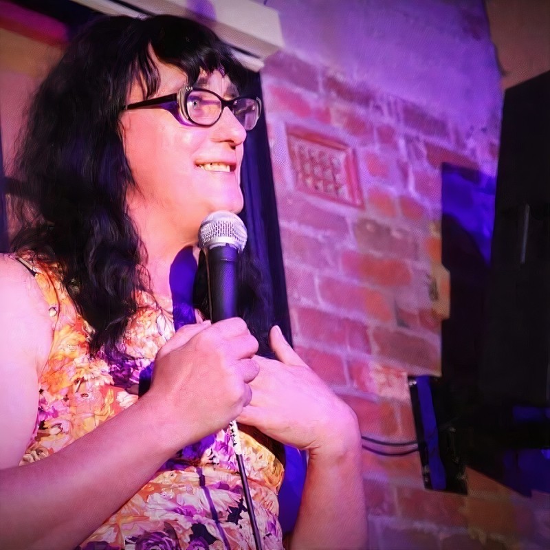 TRANSGENDER COMEDIAN CHLOE BLACK RETURNS TO ADELAIDE FRINGE – Upside ...